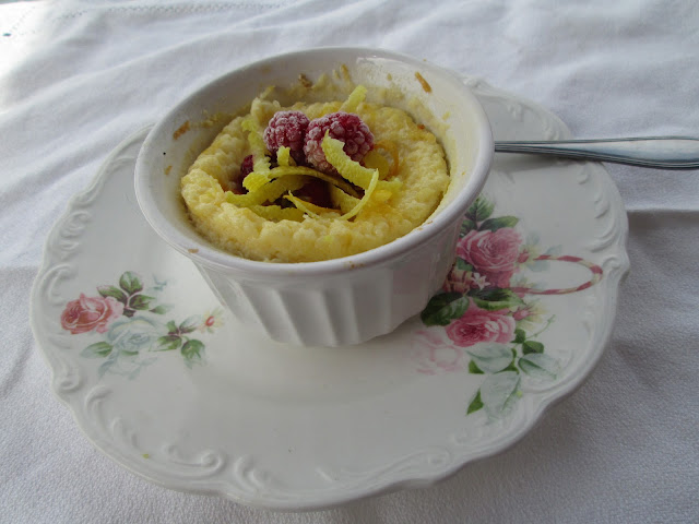 Canela kitchen (gloria): Lemon little puddings