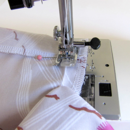 The Haby Goddess: Tutorial : Sewing perfect hemline slits