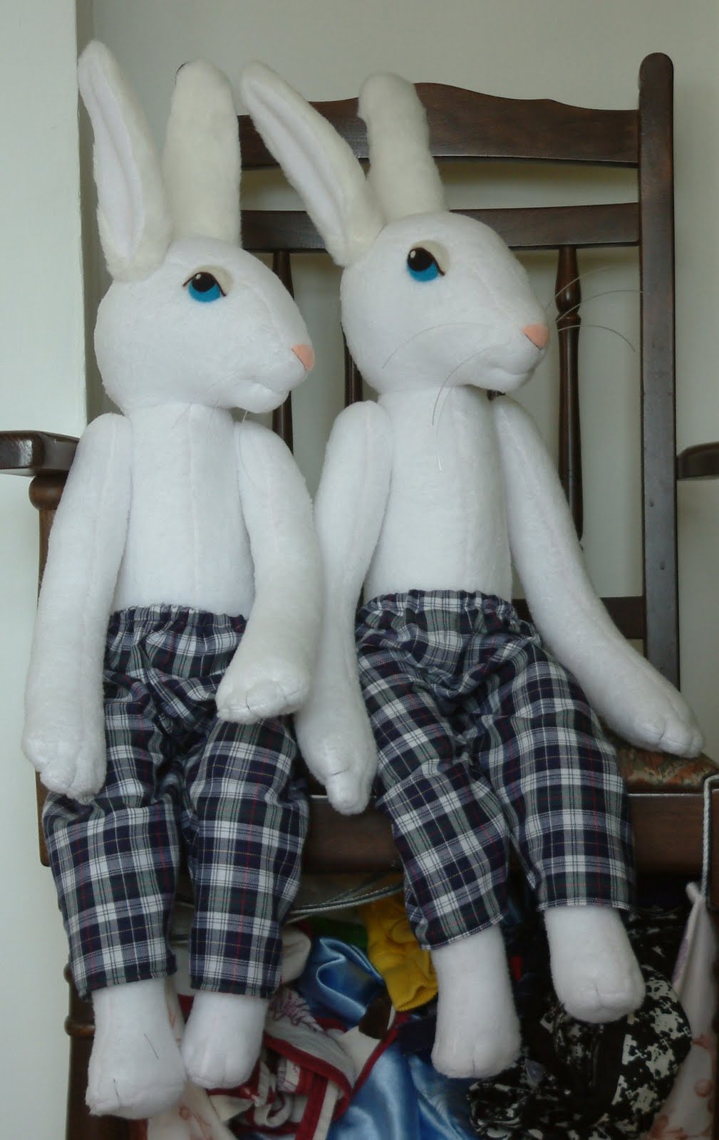 The Raggy Rat ...: WIP - two edward tulane dolls finished!