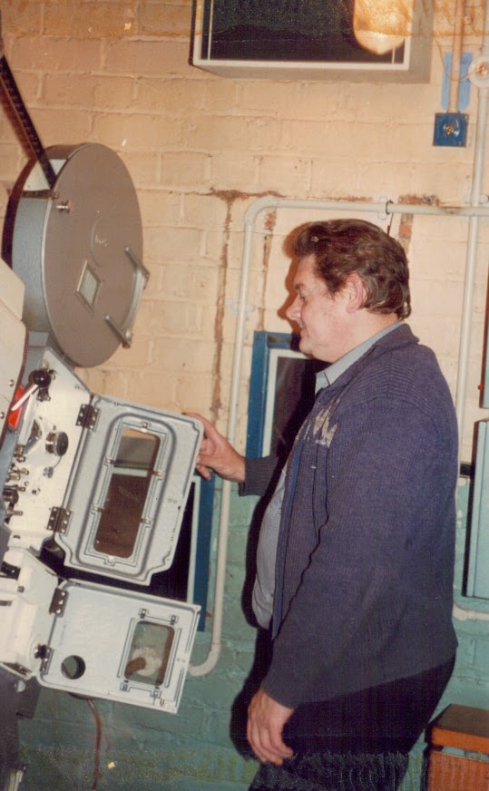 Hyde Cheshire Blog: Arthur Wilde, Projectionist and collector.