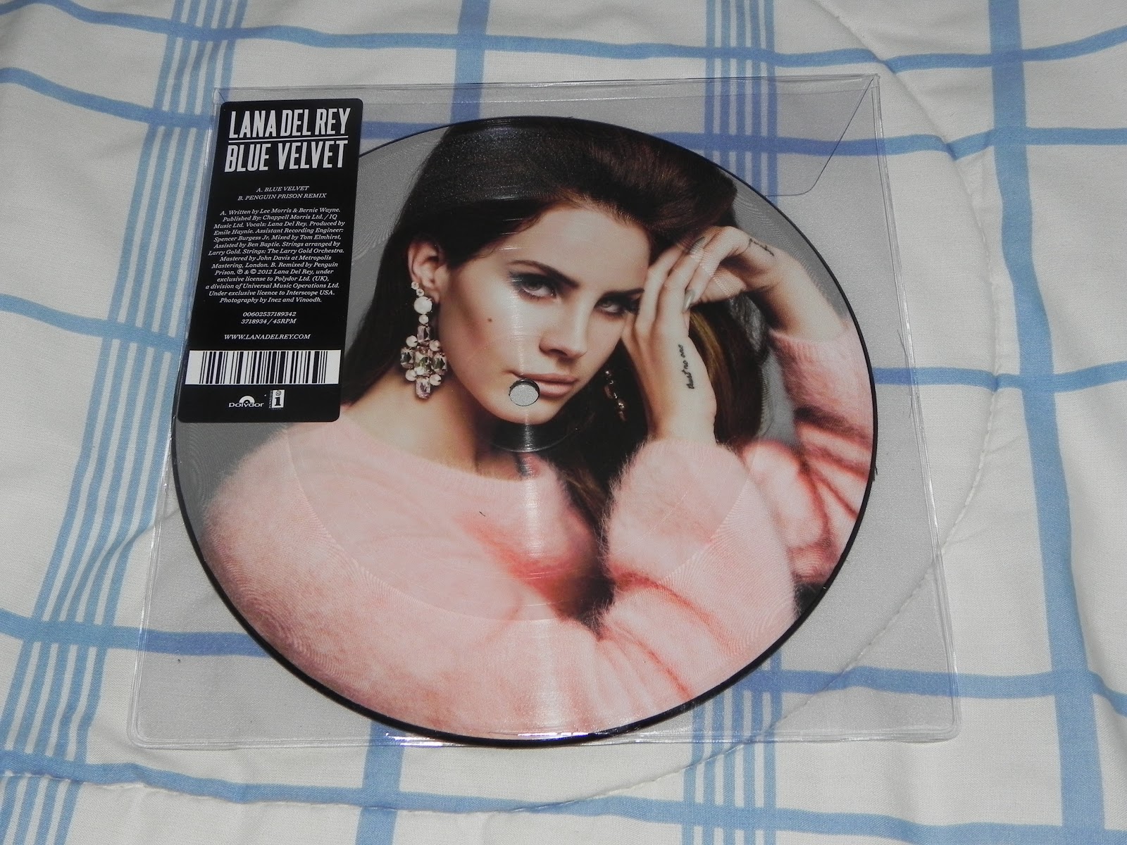 Publicafé Collection: Box Lana Del Rey Born To Die Paradise Edition