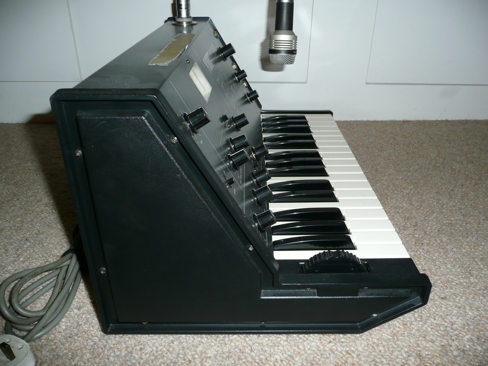 MATRIXSYNTH: KORG VC10 Vocoder Synth with Original MC01 Microphone