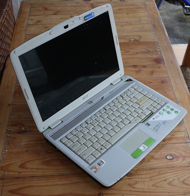 Laptop Acer Aspire 4520 Bekas | Jual Beli Laptop Second dan Kamera ...