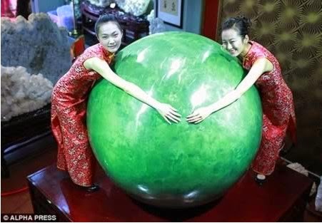 Melihat Batu Giok China 6 Ton Termahal di Dunia - Jailangkung