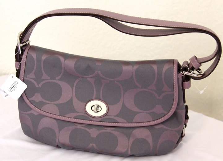 BegCanteq: Item # 1306: COACH HANDBAG HEATHER LILAC SIGNATURE FLAP ...