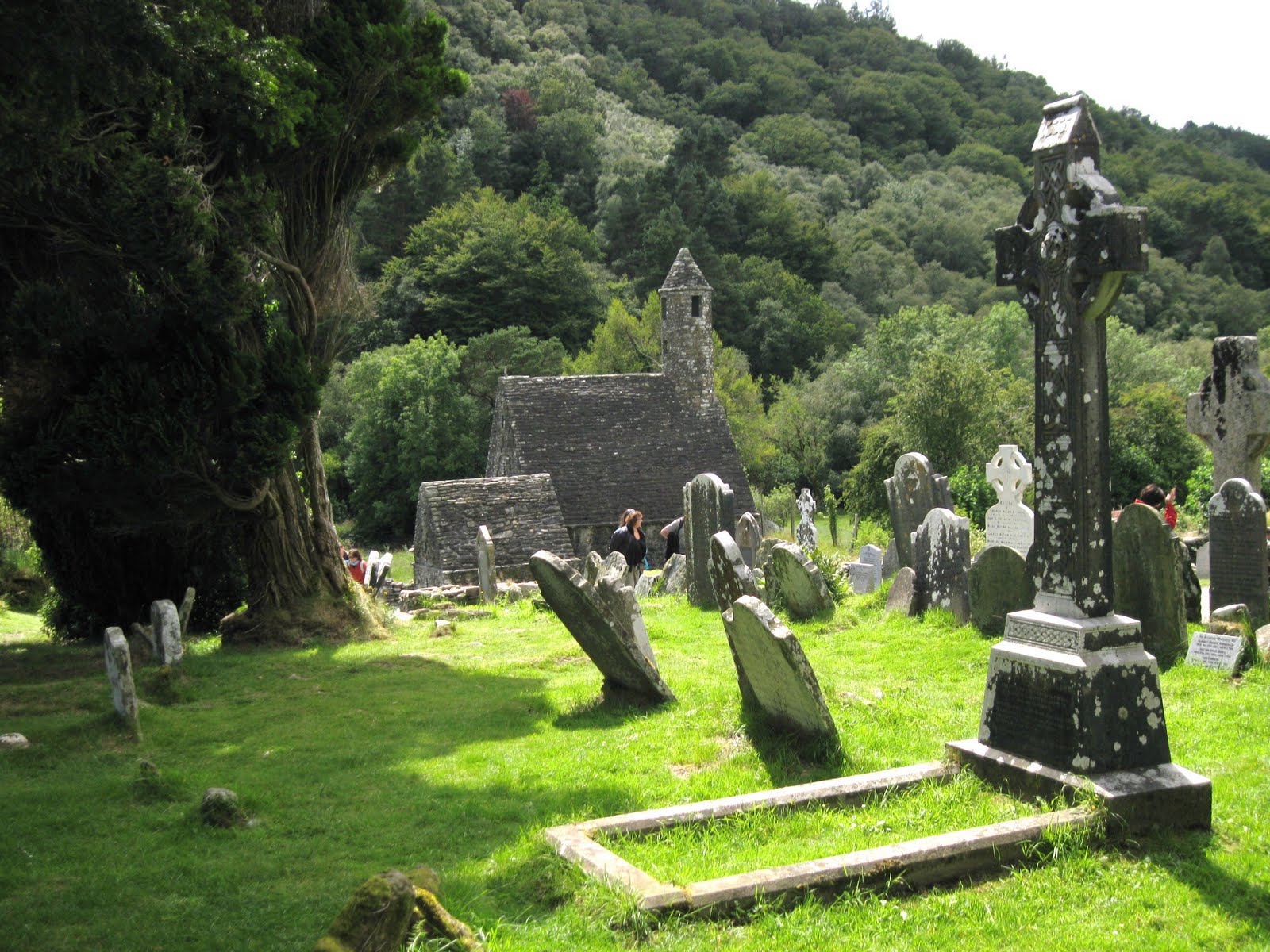 Ultima Thule: Glendalough, St Kelvin's monastic city