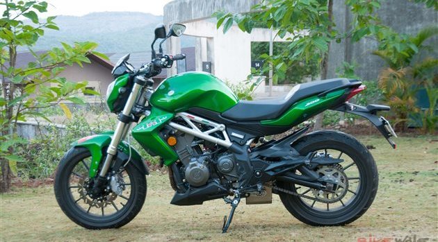 Benelli TNT 300 Pictures Gallery - Motorcycle Picture