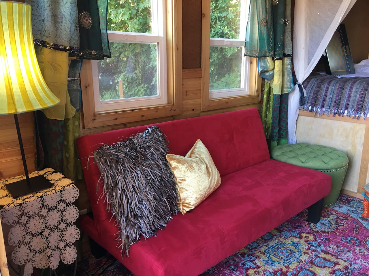 The Gypsy Wagon Tiny House (150 Sq Ft) [ TINY HOUSE TOWN ]