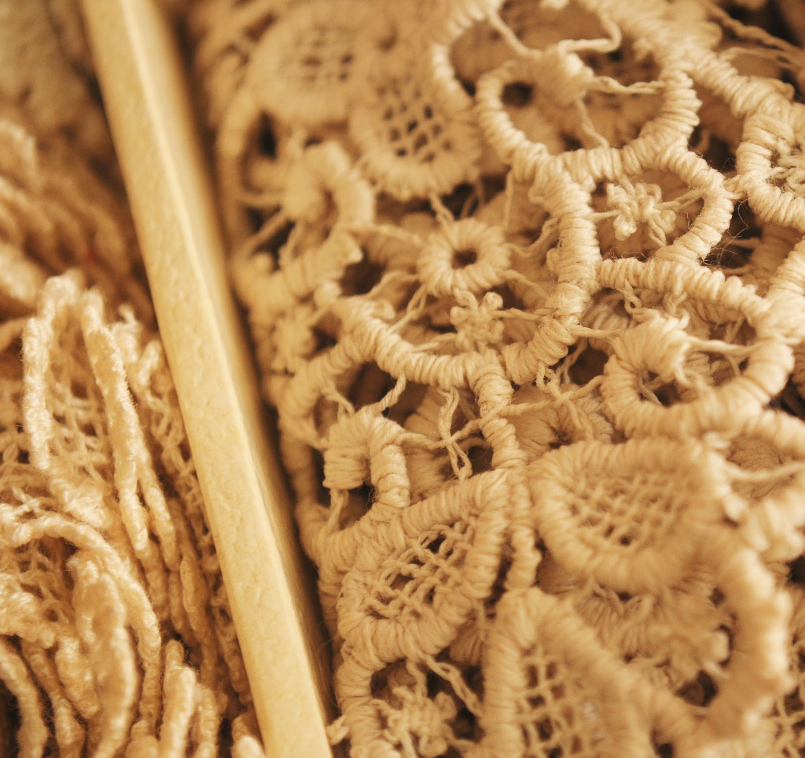 Faith, Grace, and Crafts: Pearls and Lace Thursday #110 Lace, Lovely Lace!