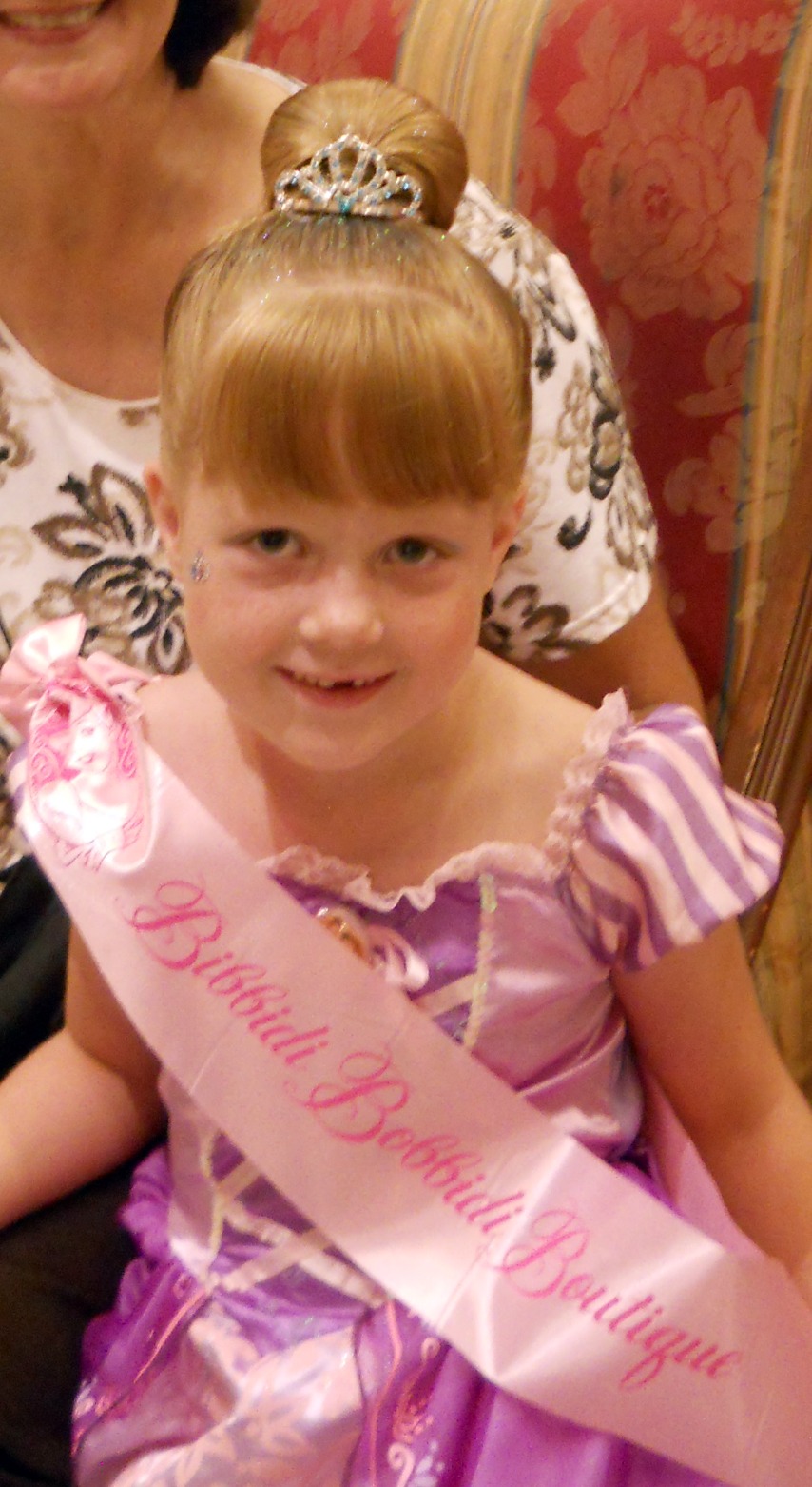 Ginnie's Gems: BIPPITY BOPPITY BOUTIQUE - DISNEY WORLD 2011