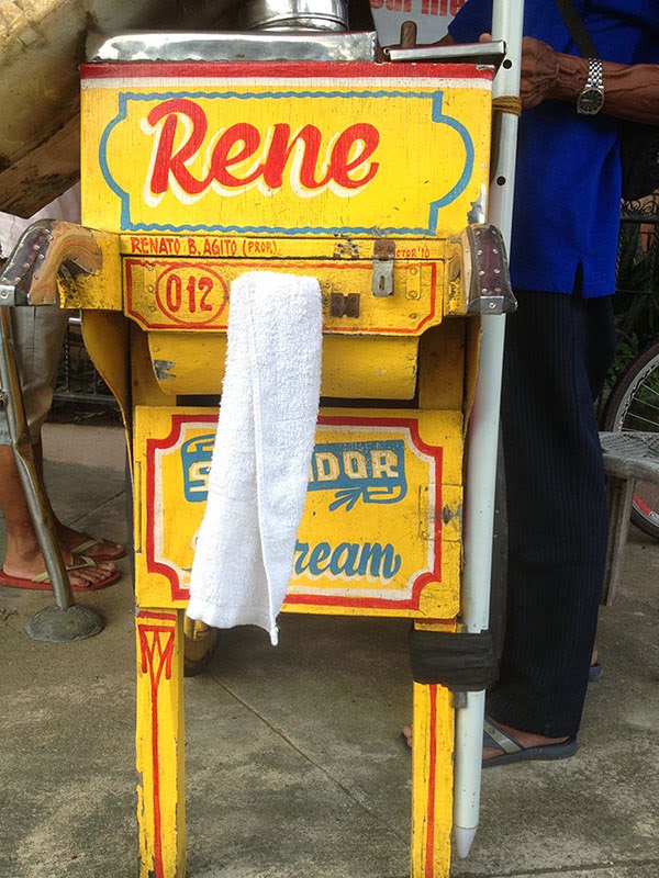 dirty-ice-cream trollies