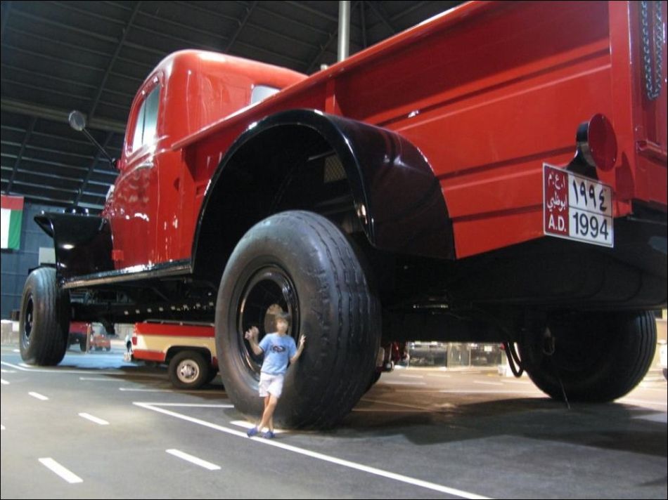 Cool FunPedia: Huge Cars