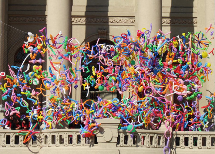 ByRominaPerez: Lyon,France's Flower Tree by Choi Jeong Hwa
