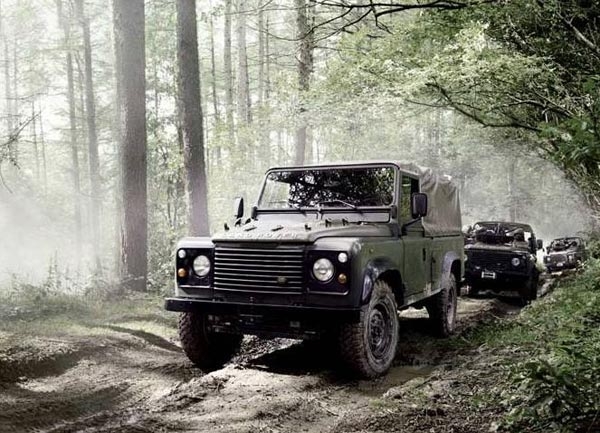 SI VIS PACEM, PARA BELLUM: Il Land Rover Defender