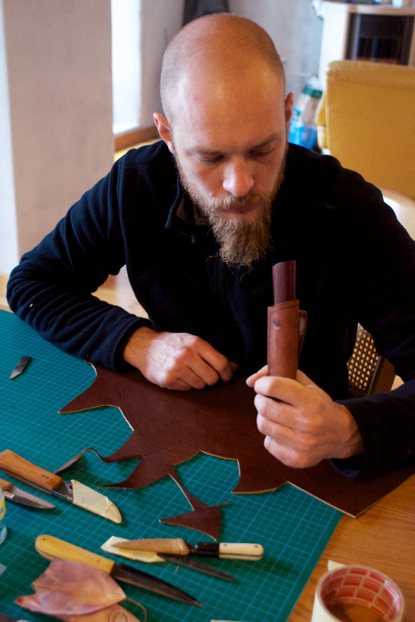 Kromagnon - L'évolution...: Premiers étuis en cuir