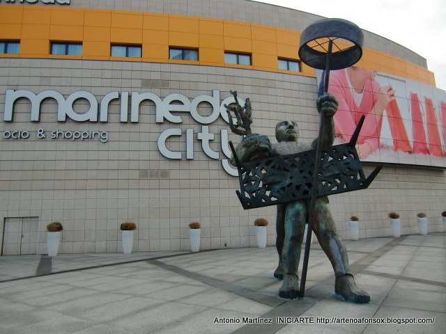 Iniciarte: Paco Leiro: O Acarrexador