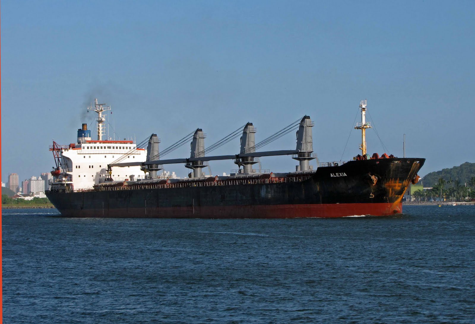Santos Shiplovers: M/V Alexia / 9HPR7 - Um Handy Size da Alloceans