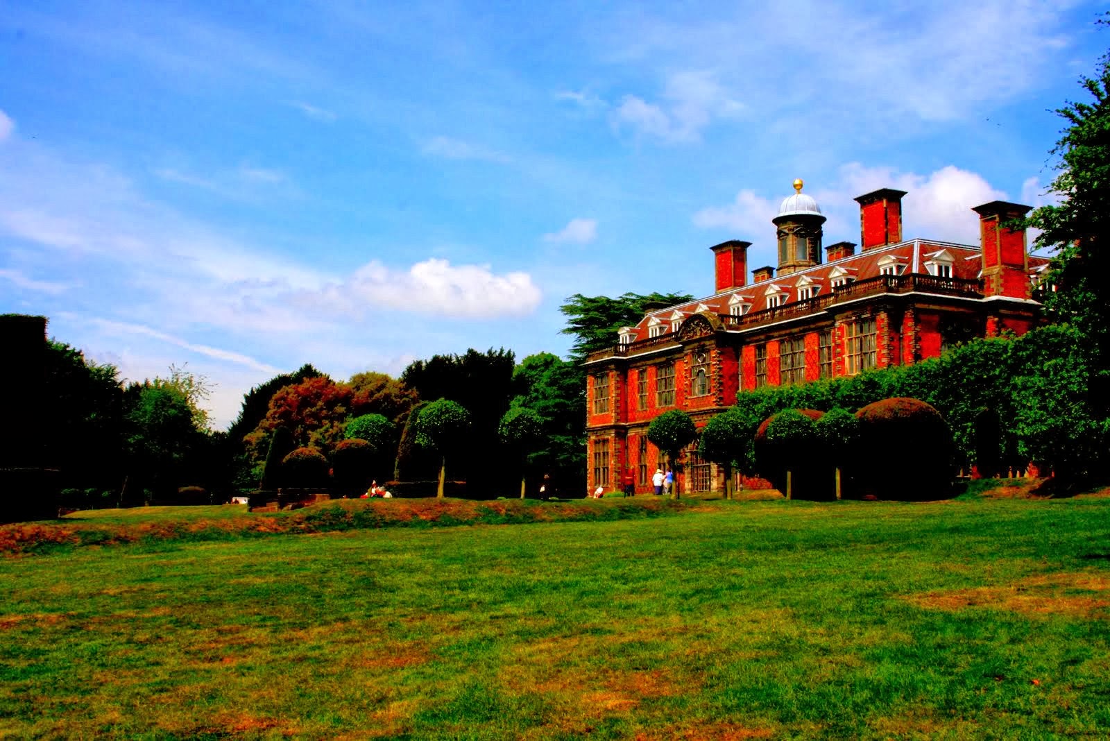 loveisspeed.......: Sudbury Hall is a country house in Sudbury ...