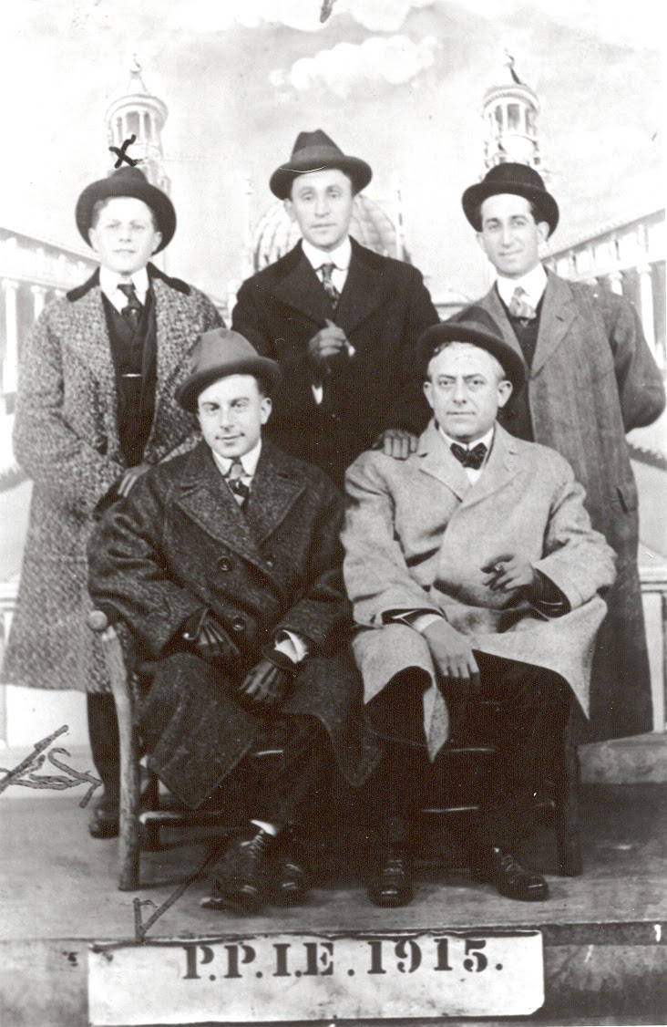 Cerf Ancestry: April 2012