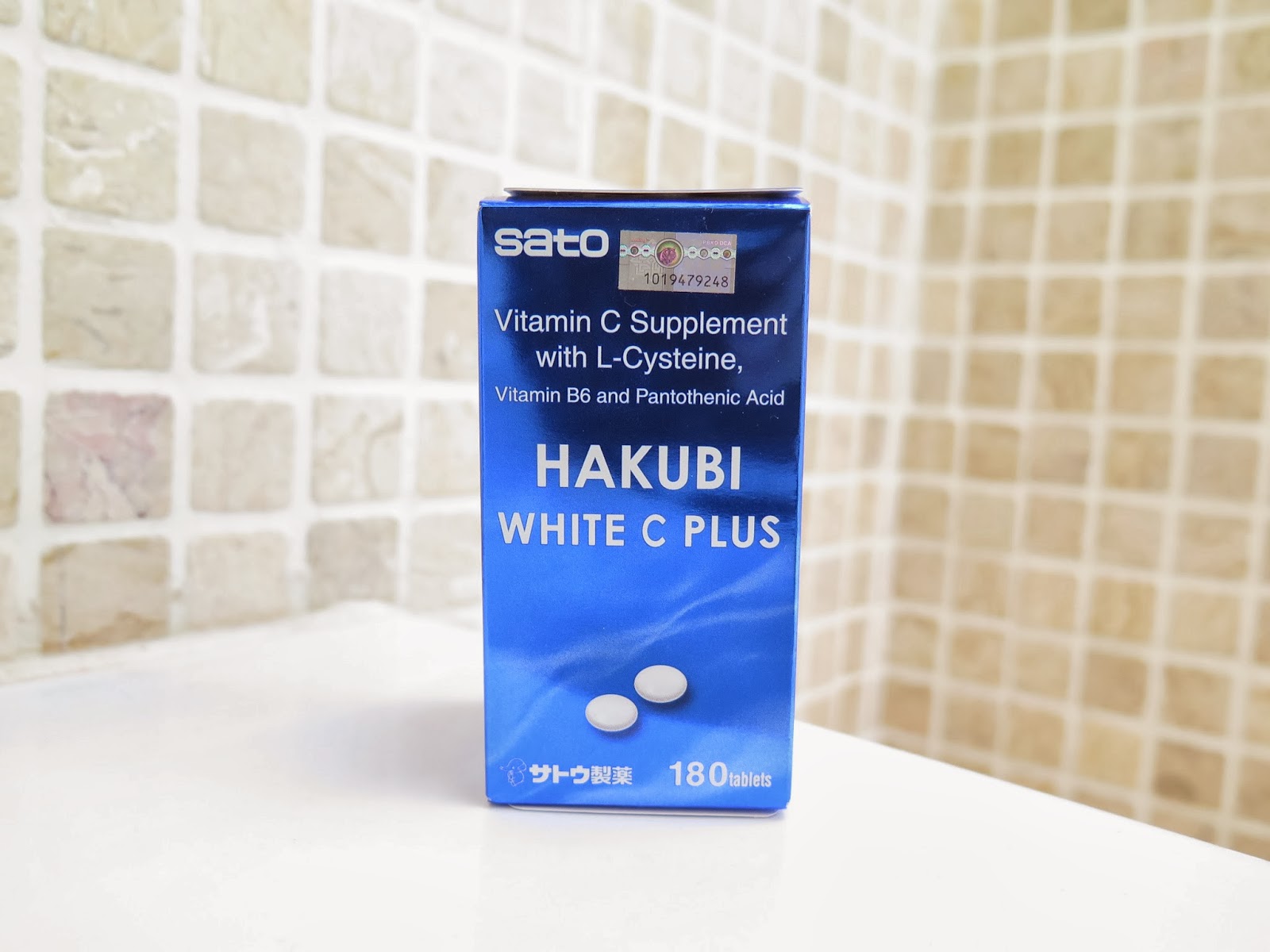 MACHER ONLINE: REVIEW : Sato Pharmaceutical Co. Hakubi White C Plus