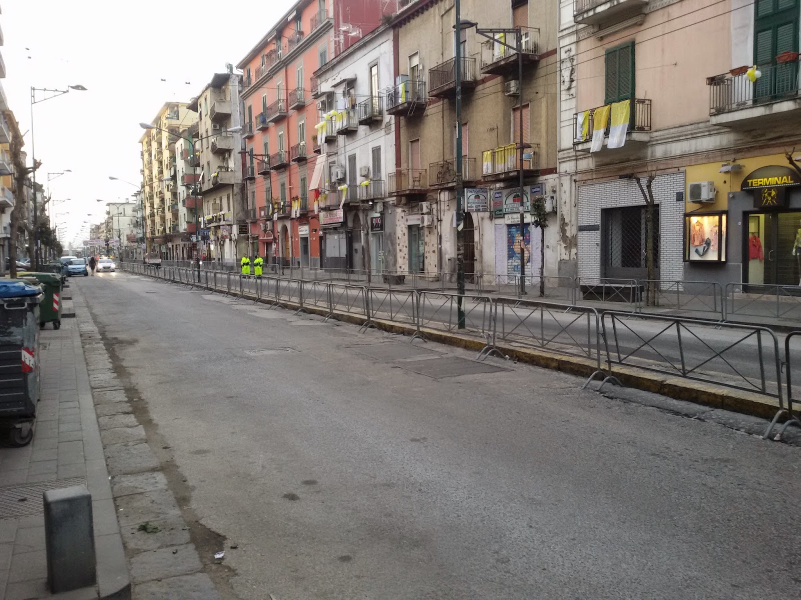 Una voce per Secondigliano: Papa Francesco sul Corso Secondigliano - LE ...