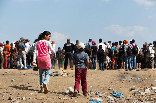 Συγκέντρωση τροφίμων και ειδών πρώτης ανάγκης για τους πρόσφυγες από ...