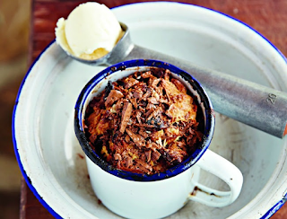 In en om die huis: Amarula-broodpoeding