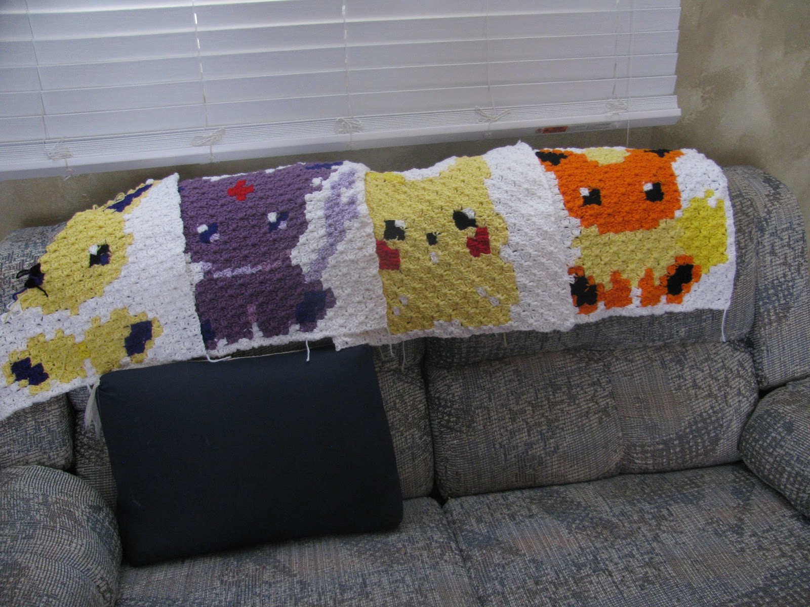 Cindy's Craft Corner: Evee C2C Pokemon blanket