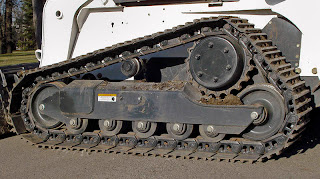 Prowler Rubber Tracks and Tires: January 2013