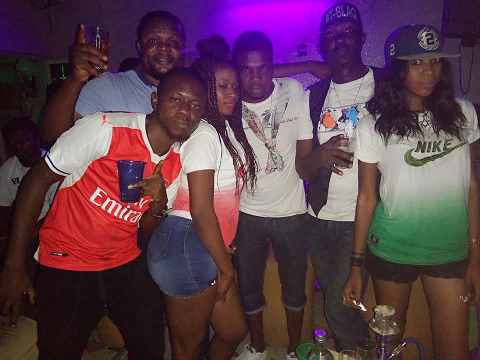 FEMI AJE BLOG : DJ TINY THROWN A SURPRISED BIRTHDAY PARTY FOR FIANCEE ...