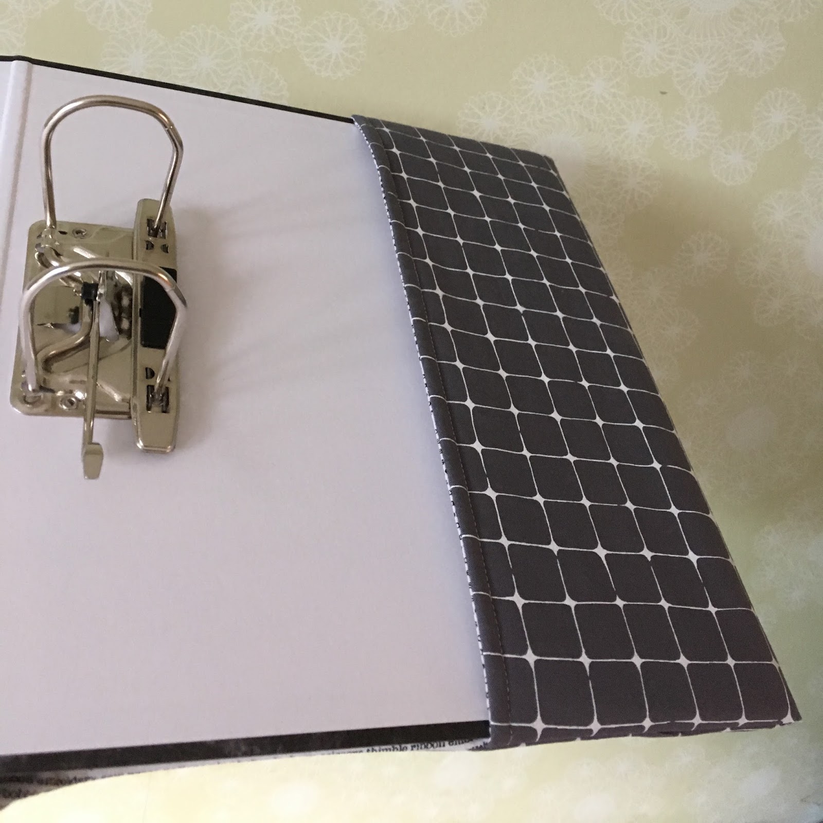 Lever Arch file cover and Tula Pink 💖 / CHARM ABOUT YOU