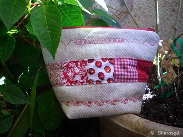 Charo's Patchwork: Regalitos y otro neceser