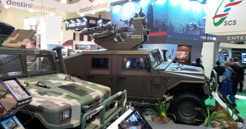 desarrollo defensa y tecnologia belica: Los VAMTAC en Malasia
