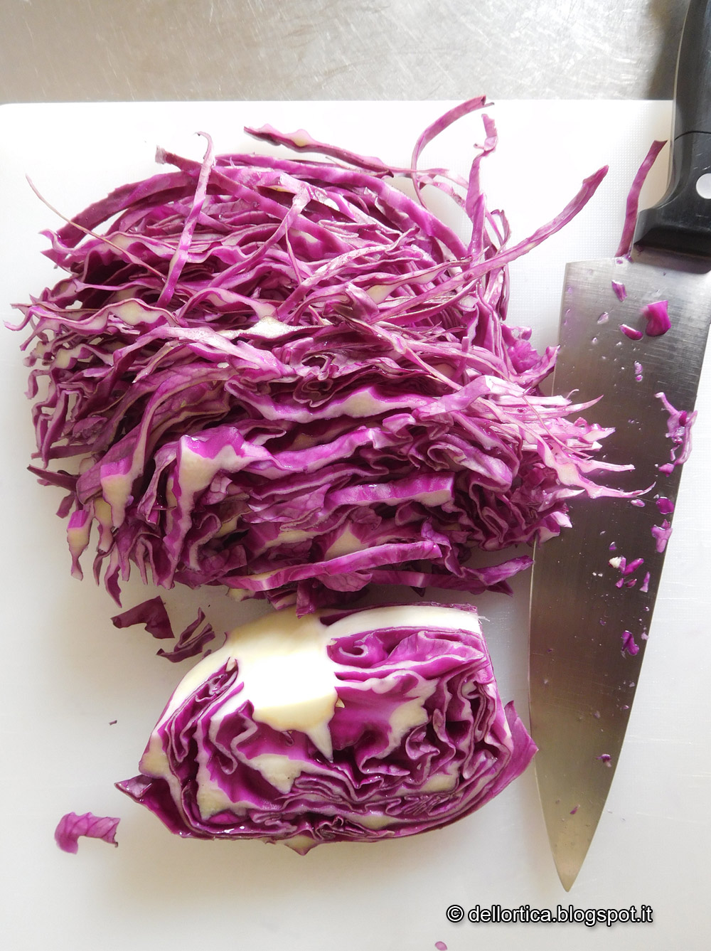 PASTA ALLA VERZA VIOLA