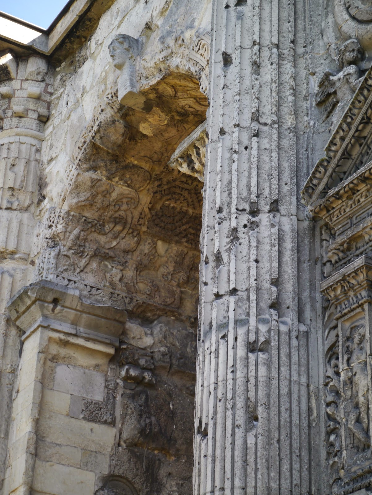 Journal d'un Pigeon Voyageur | REIMS, LA CITE DES SACRES, AUX PREMIÈRES ...