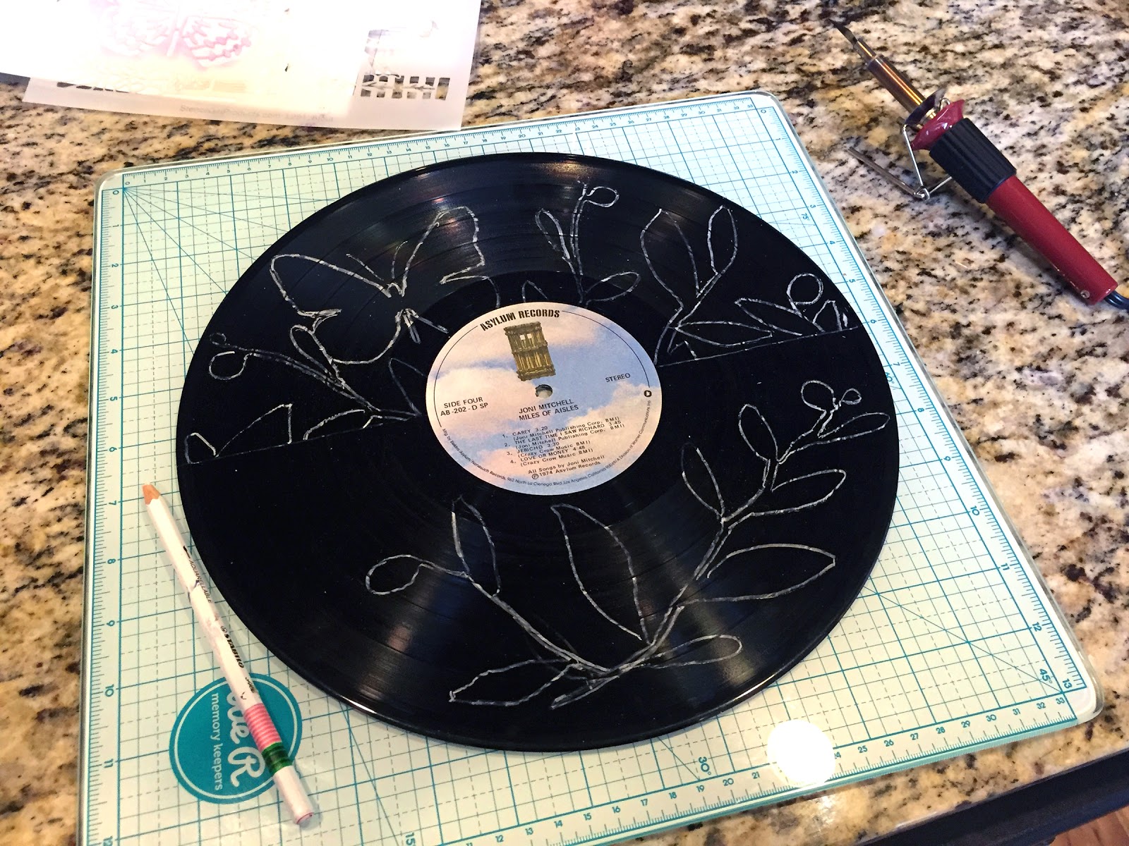 StencilGirl Talk: Gwen's Gems: Use Stencils and a Vinyl Record to Make ...