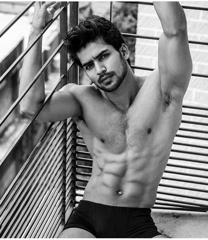Shirtless Bollywood Men Mumbais Hottest Ab Tastic Model Imraan Ahmad