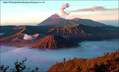 Sejarah Dan Cerita Mengenai Gunung Semeru ! Seru Banget Lho - KREASI ...