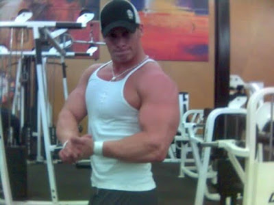 the beauty of male muscle: Joey