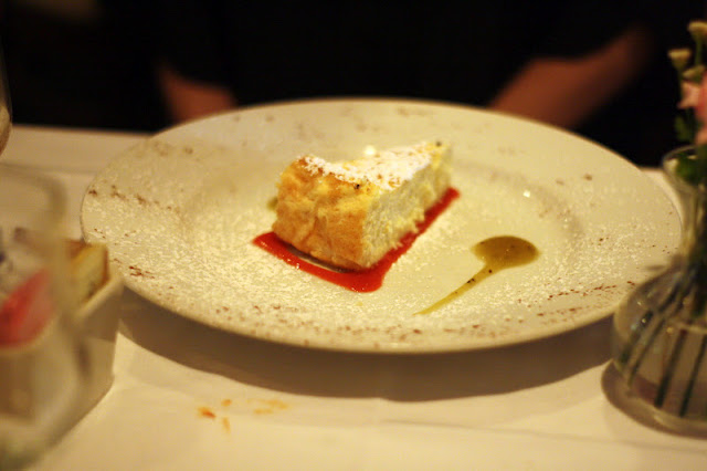 An Immovable Feast: Queen Italian Restaurant