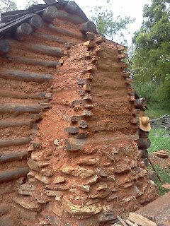 Frontier Culture Museum of Virginia: Daubing the Chimney