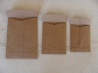 Something Ivory: DIY Mini Envelopes