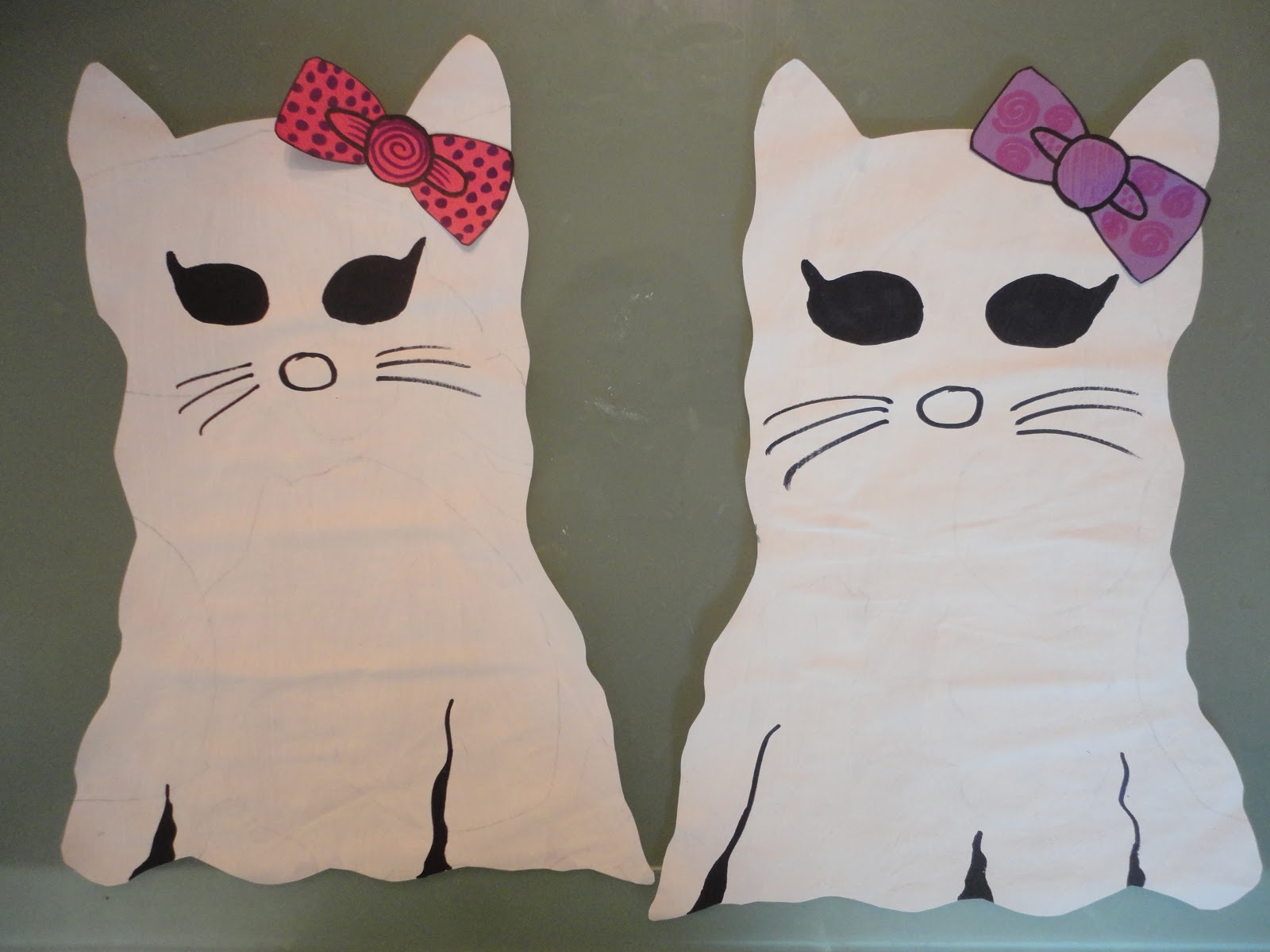 Pleasant Dreams Farm: A late start on Halloween decorations.