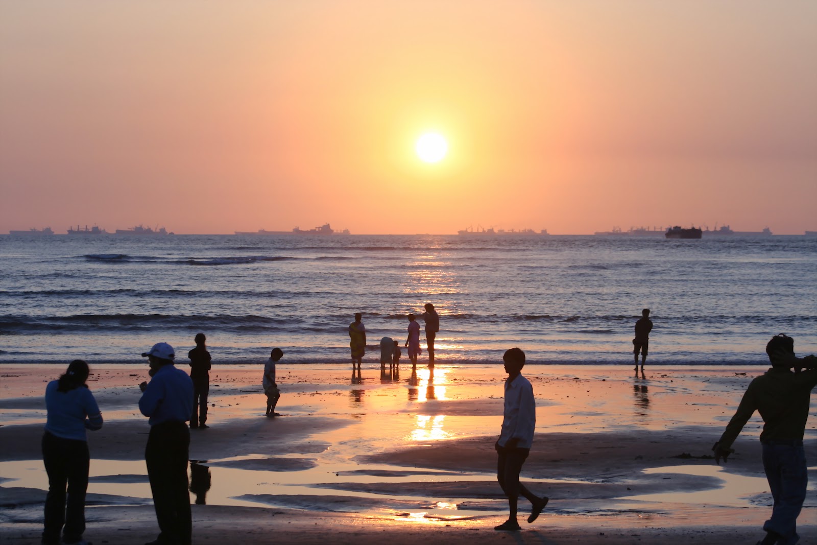 Dr S N Prasad, Mysore, India: Sun-drenched Goa with its beckoning ...
