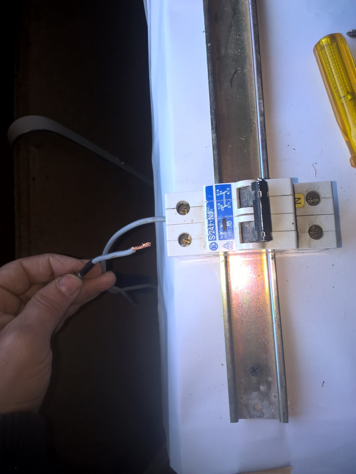 Electricitate generala: Cap scara cruce (schema circuit electric)