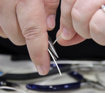 Technique Tutorial - How to do Wire Forming With Beadalon's German ...