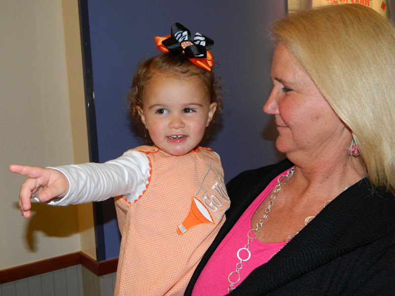 SAMPLES of our LIFE: Maylee's Chuck E. Cheese Birthday Party