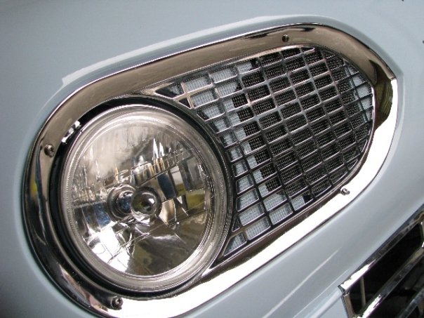 VINTAGE VAN COMPANY: AN INSPIRING '61 ECONOLINE