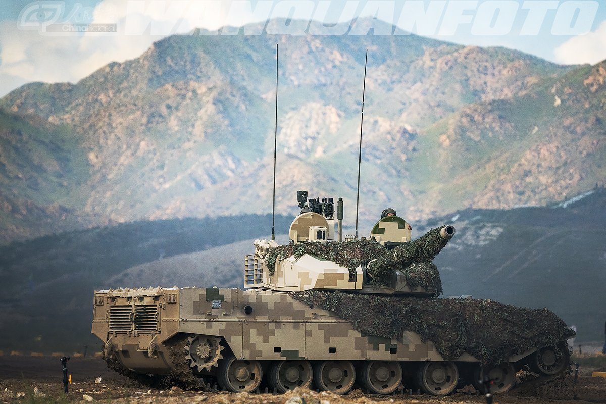 China Defense Blog: Photo of the day: ZTQ-15 light tank unmasked.