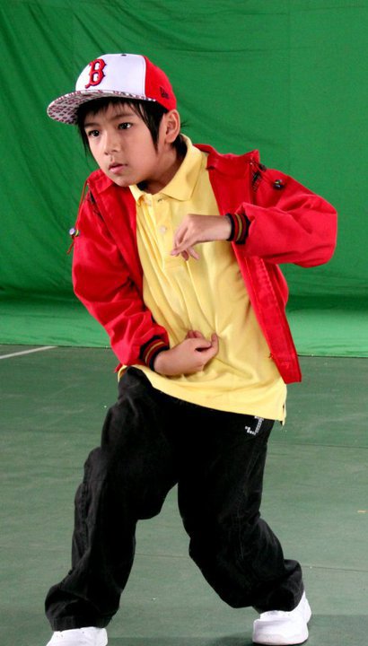 Brandon - In ACTION 2010 INDONESIA MENCARI BAKAT